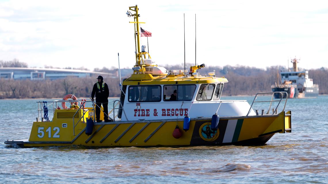 Recovery crews continue search after the deadly plane and helicopter ...