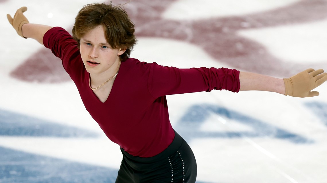 Ilia Malinin's quad axel wins Skate America 2022 title | weareiowa.com