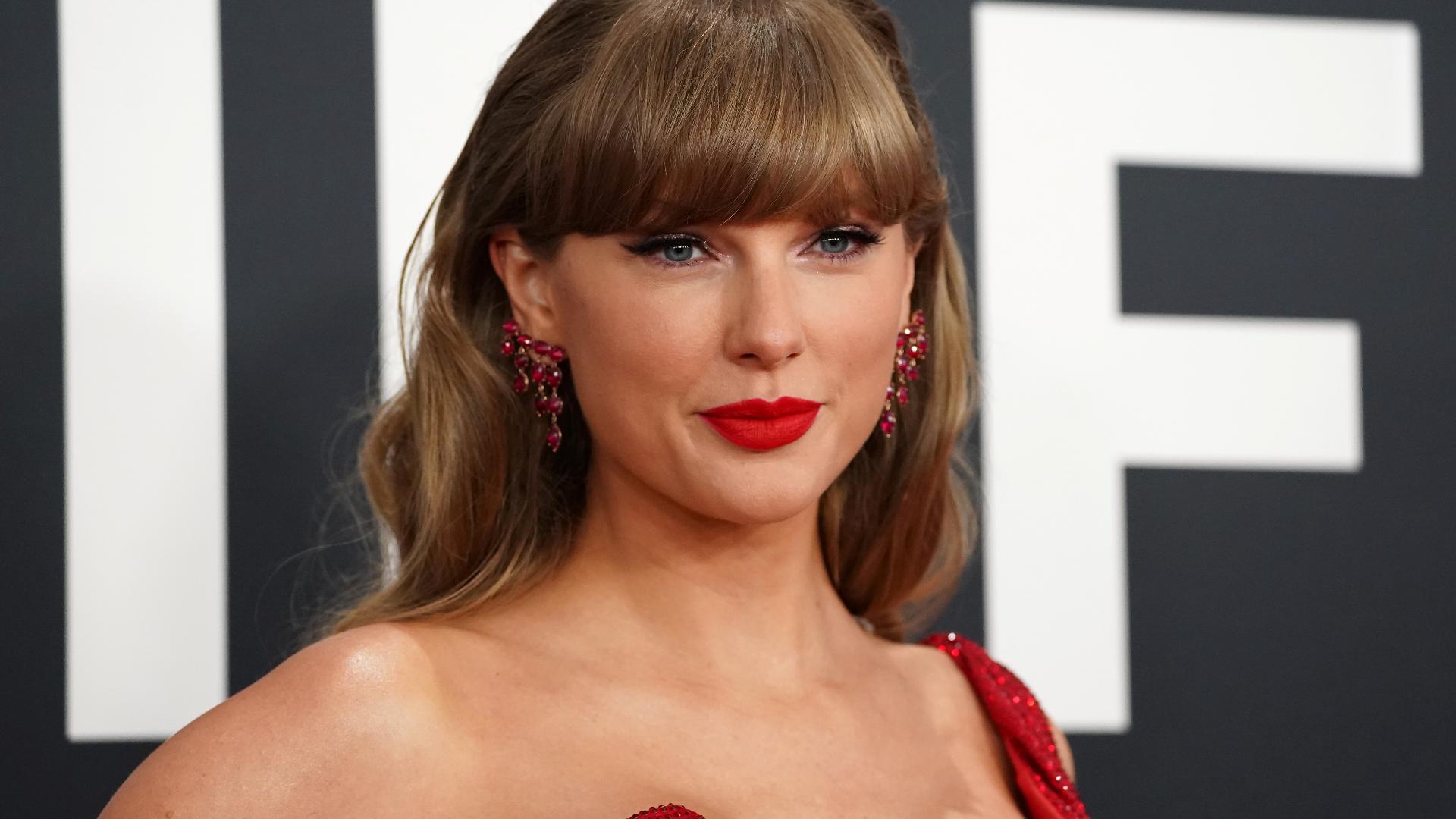 'Handmaid's Tale' uses Taylor Swift's 'Look What You Made Me Do' revamp | wqad.com