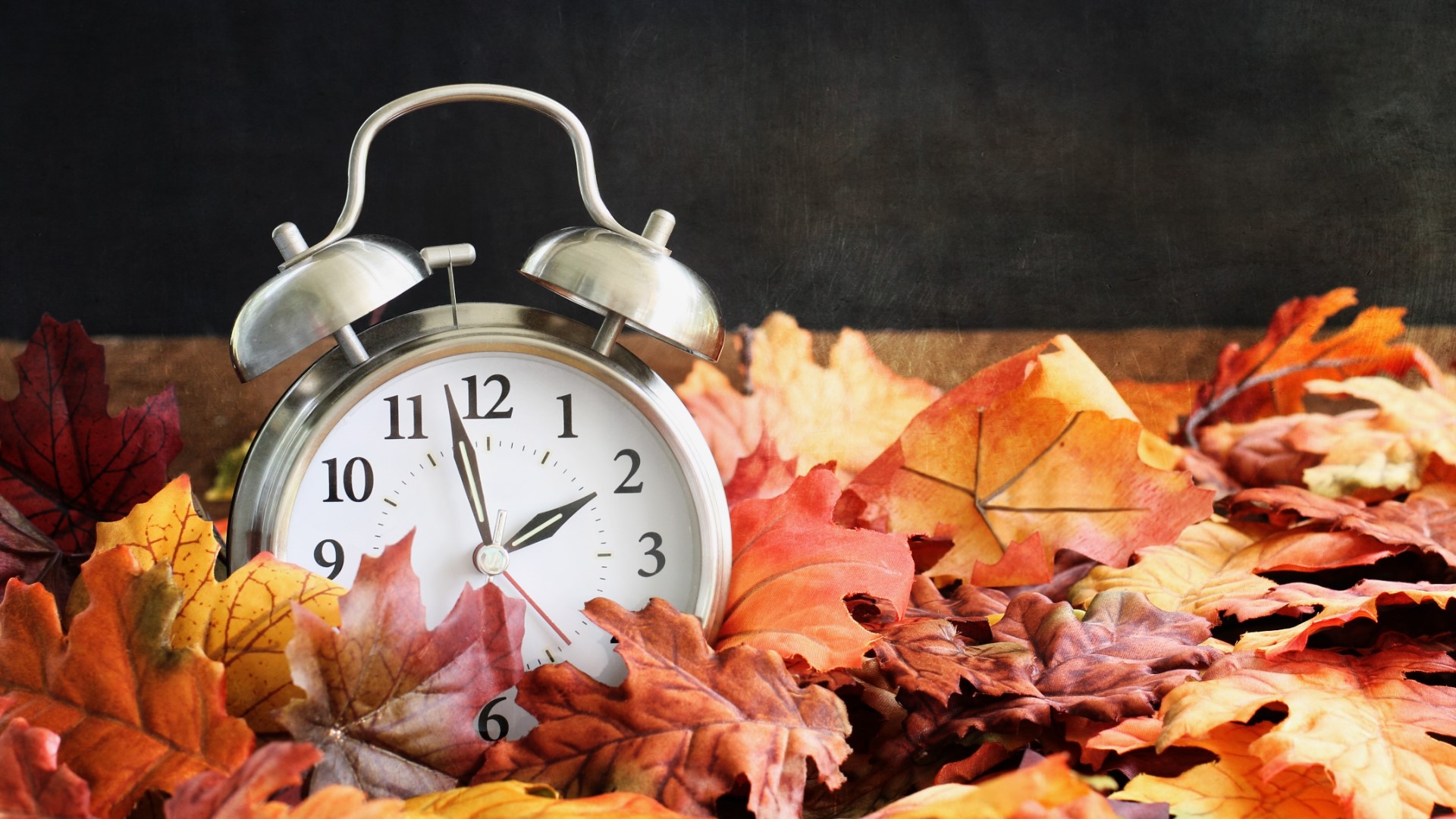 When Do Clocks fall Back This Year Daylight Saving Time Is Ending