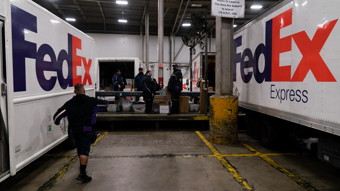 FedEx, USPS, UPS and others expected to meet holiday demand | 10tv.com