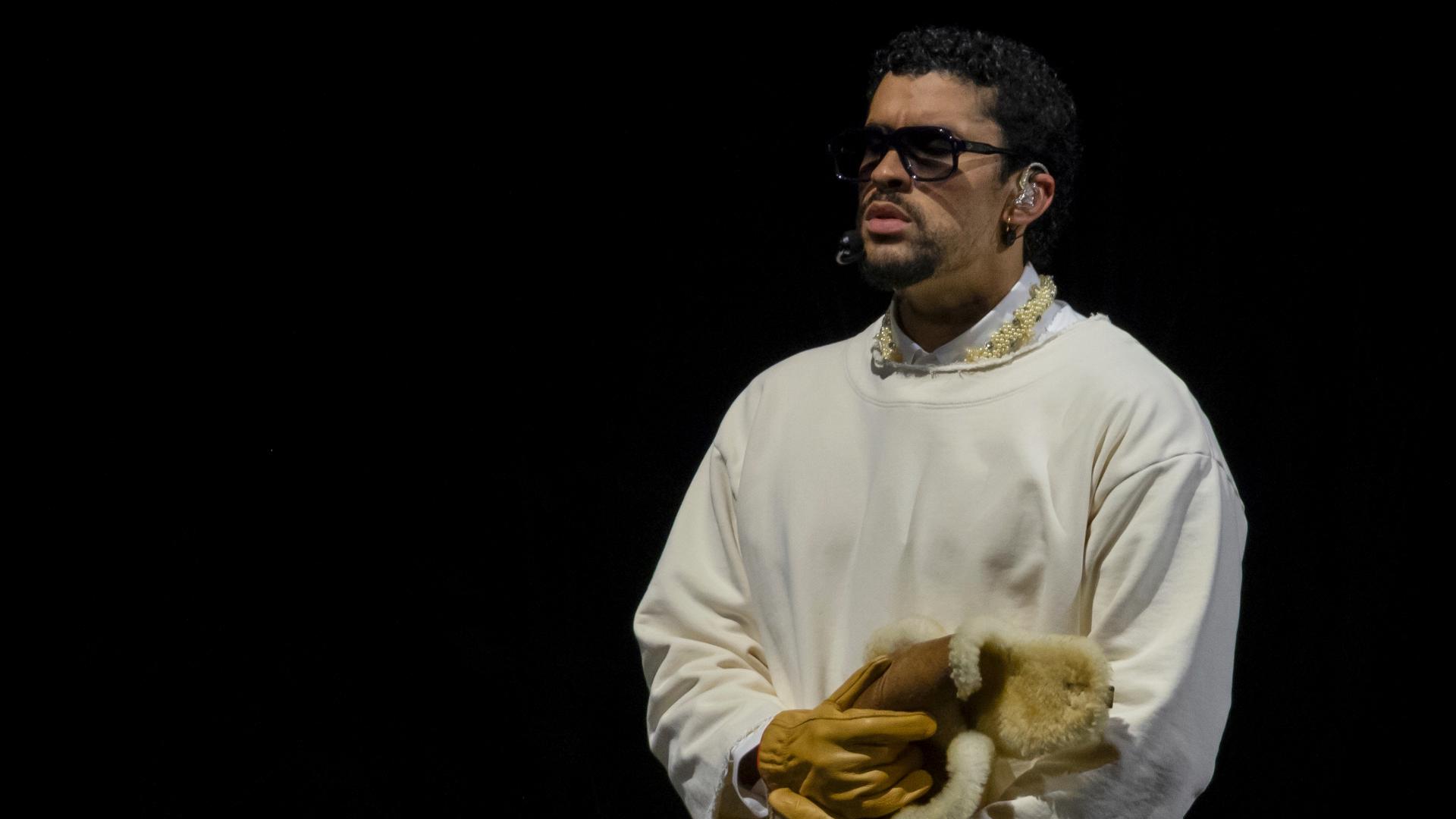 No current plans for ICE at Bad Bunny Super Bowl halftime show, White ...