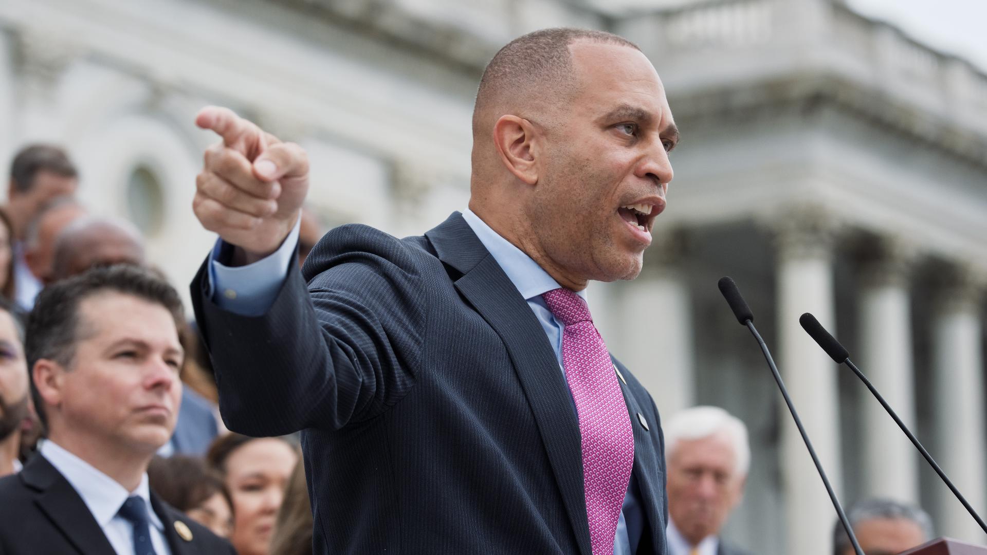 How long was Hakeem Jeffries' speech? | wnep.com