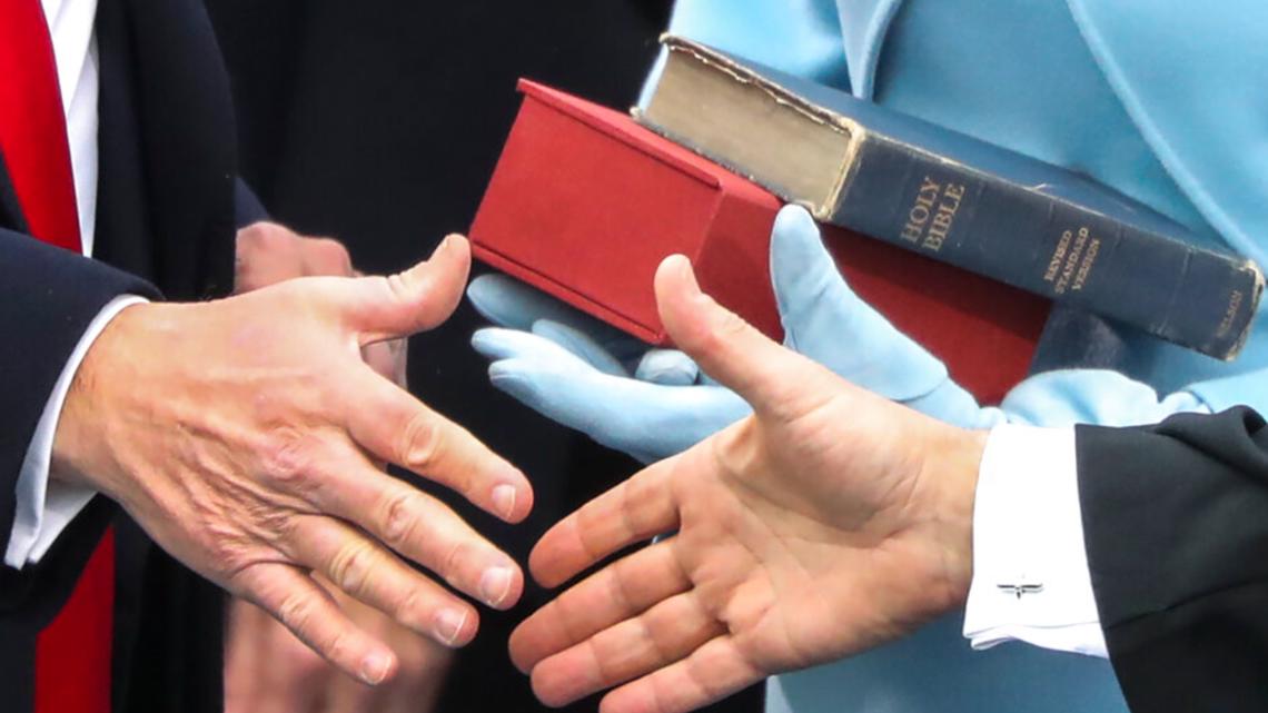 Who reads the oath of office to the incoming president? | 5newsonline.com