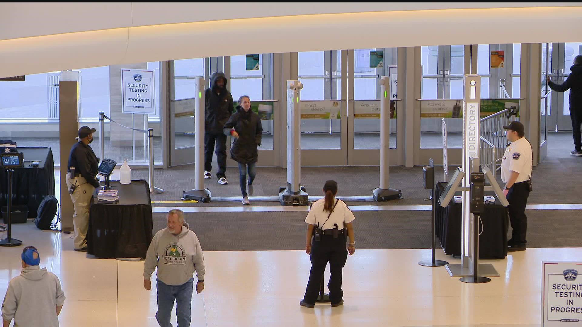 Two charged with murder in fatal Mall of America shooting | fox43.com