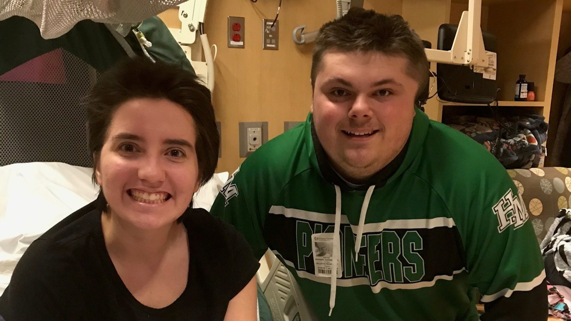 Teens who met in hospital after emerging from comas are getting married ...