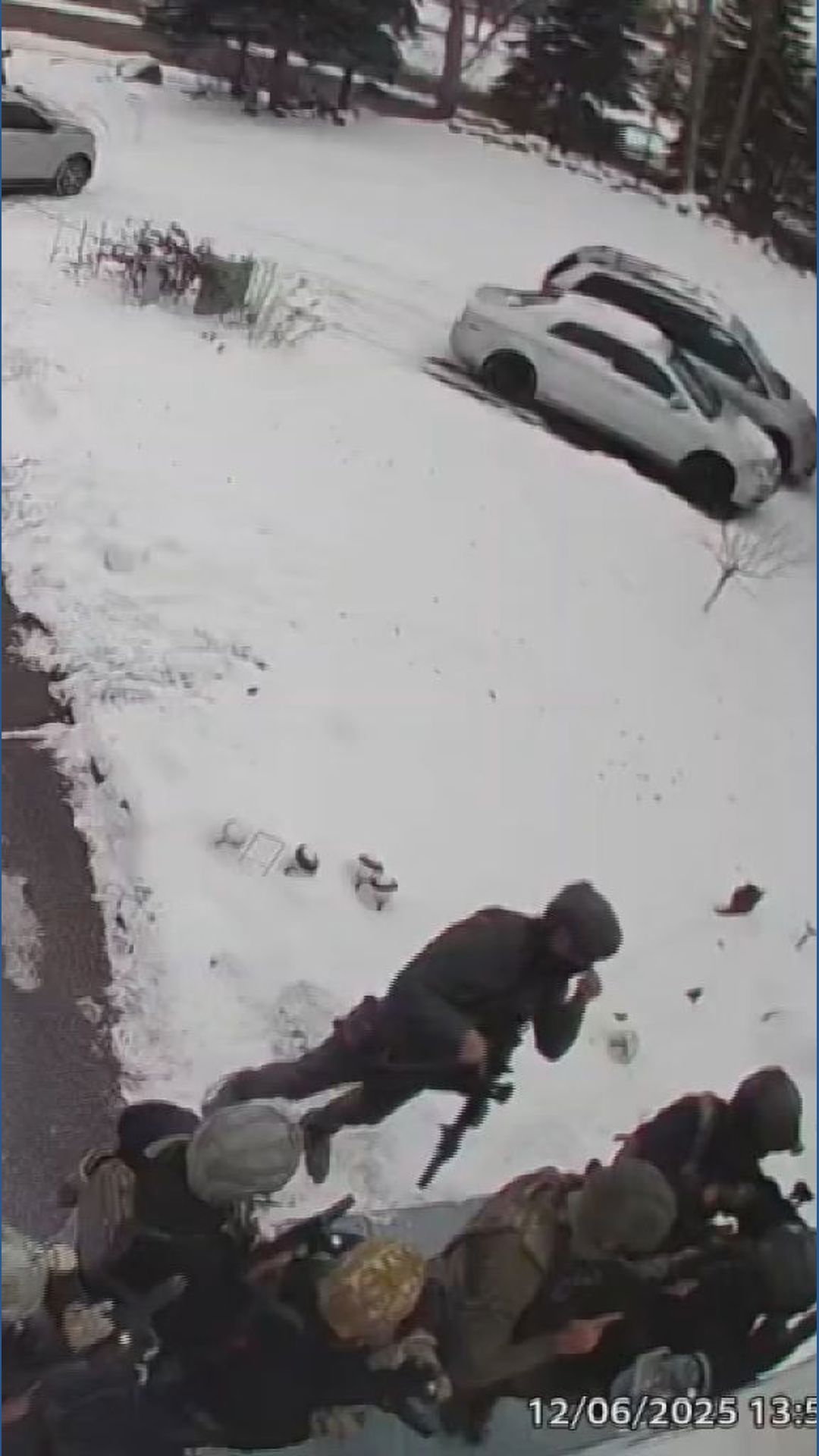 Ring camera captures Minnesota ICE raid that leaves 7-year-old without ...