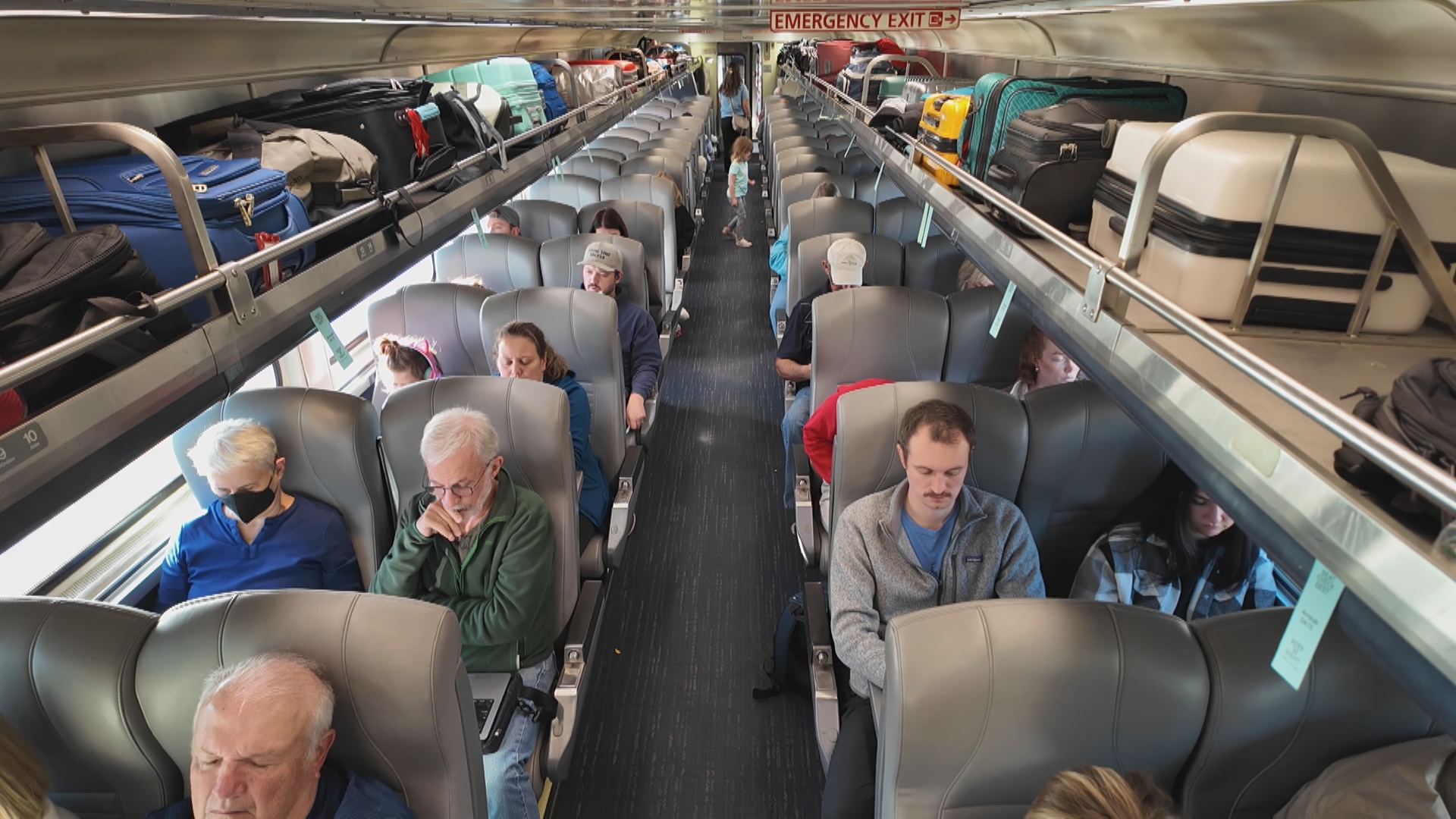 What is it like to ride the Amtrack from Minneapolis to Chicago? | wqad.com