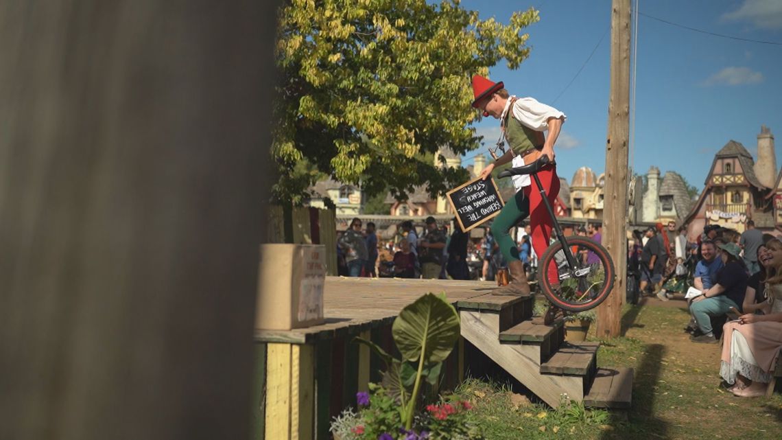 Son follows in his parents footsteps as a pro clown | 5newsonline.com