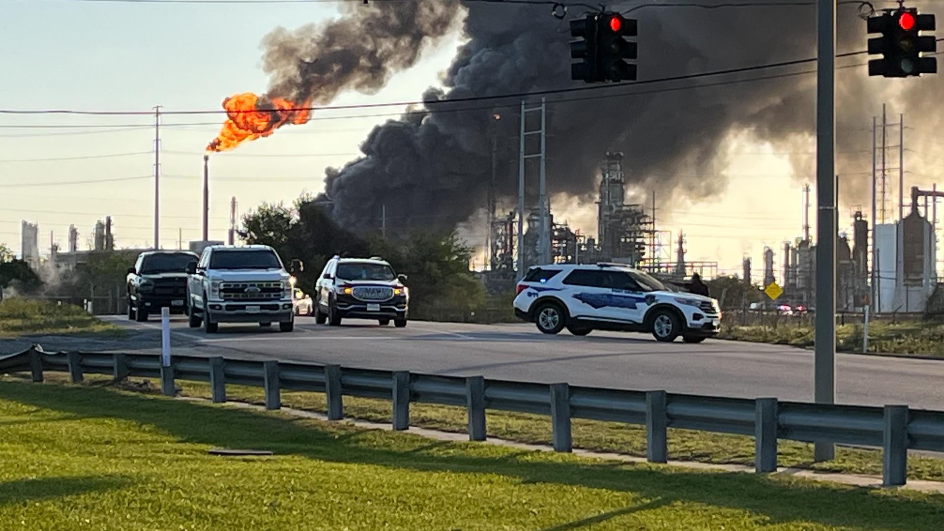 Massive explosion reported at Valero refinery in Texas | fox61.com
