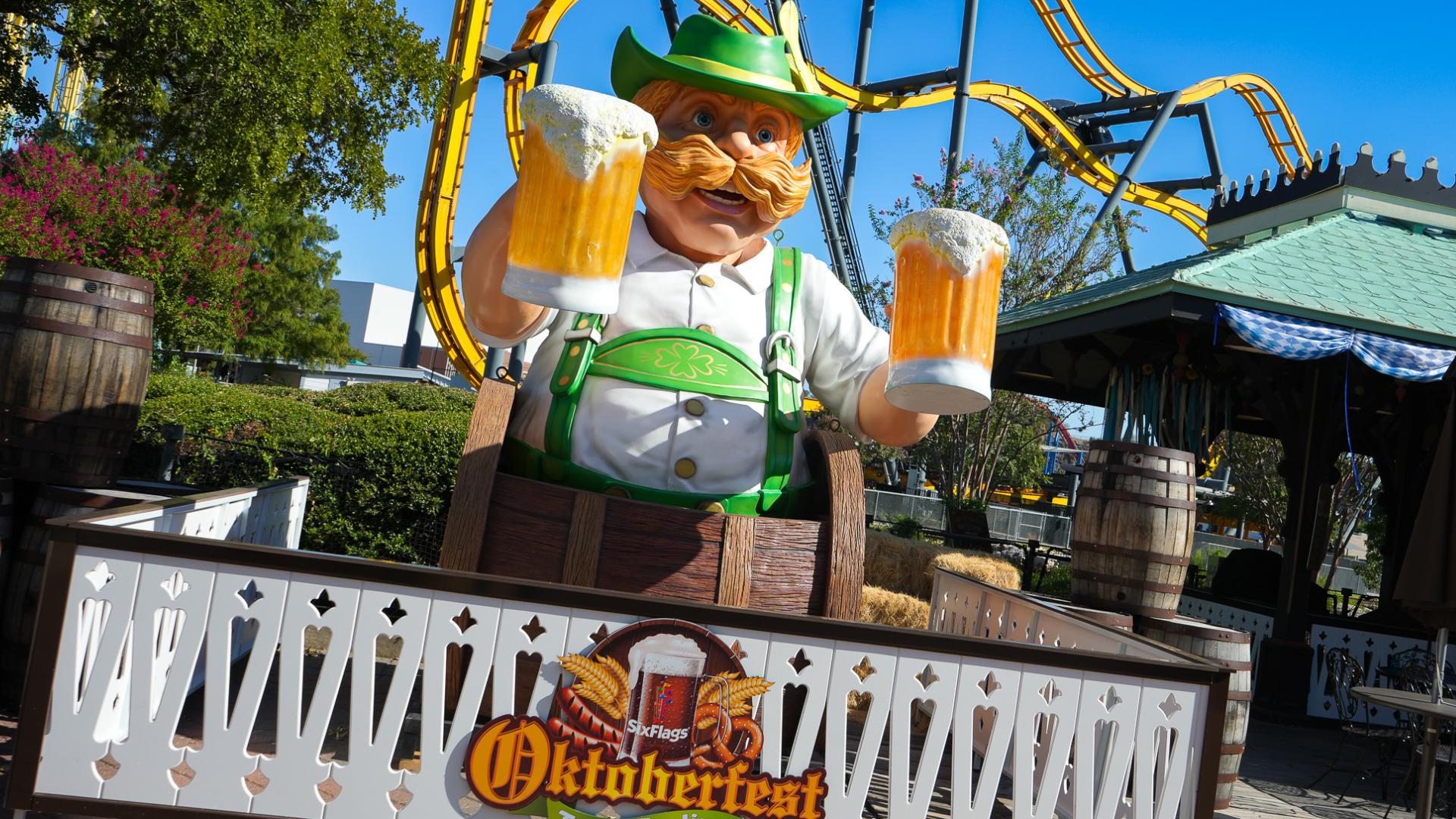 Six Flags starts Fright Fest with 4 new haunted mazes | wthr.com