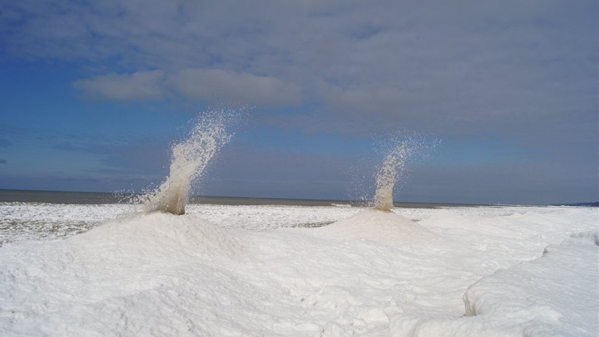 NWS: ‘Ice Volcanoes’ Form On Lake Michigan Shore | 5newsonline.com