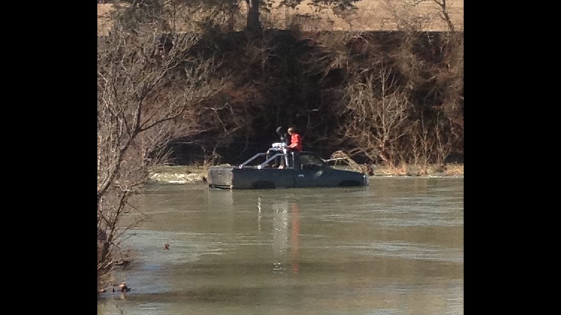 Teens Rescued After Vehicle Gets Stuck in River | 5newsonline.com