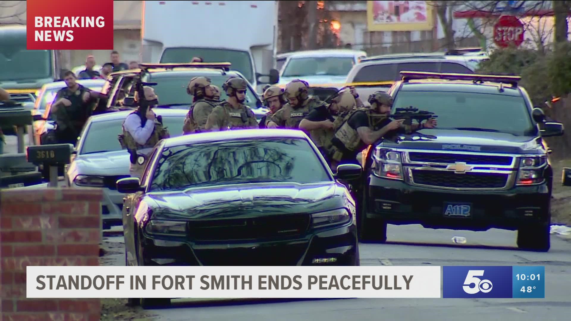 SWAT responding to standoff on Armour Avenue in Fort Smith ...
