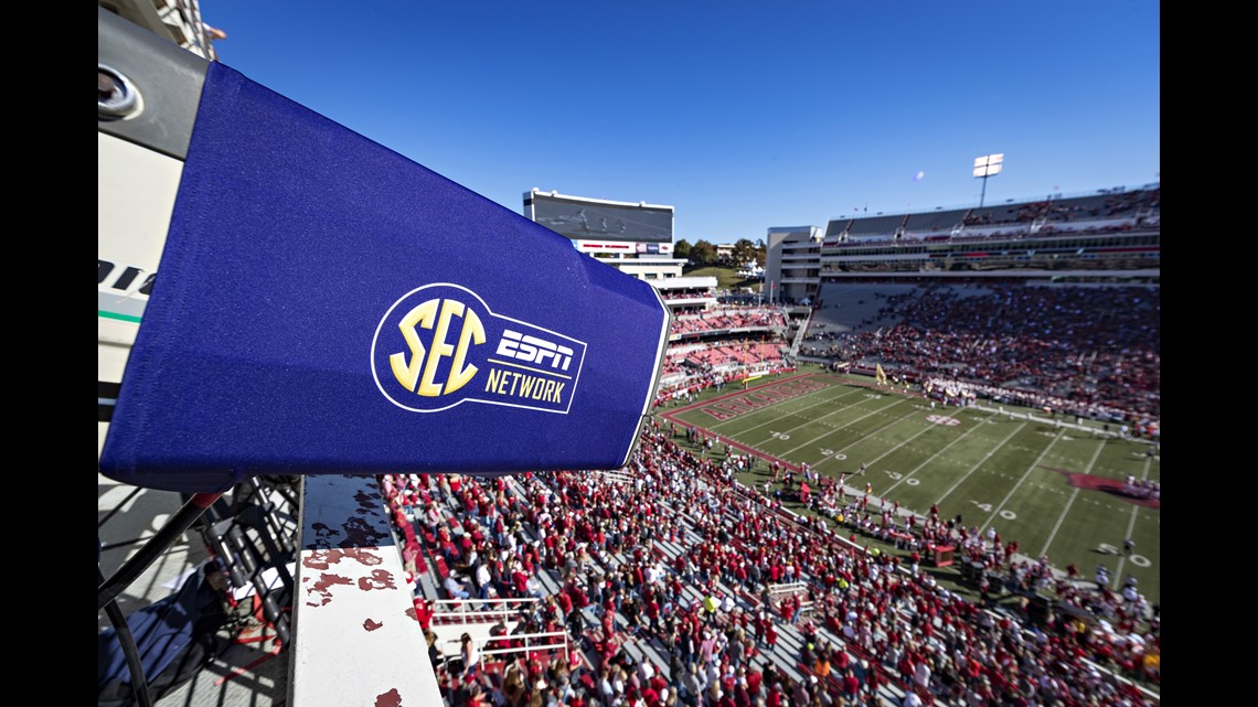 SEC Adding Sideline Monitor To Assist In Replay Process | 5newsonline.com