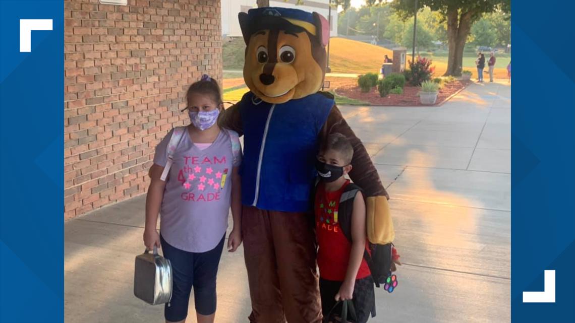Paw Patrol hero greets Barling students first day back to school ...