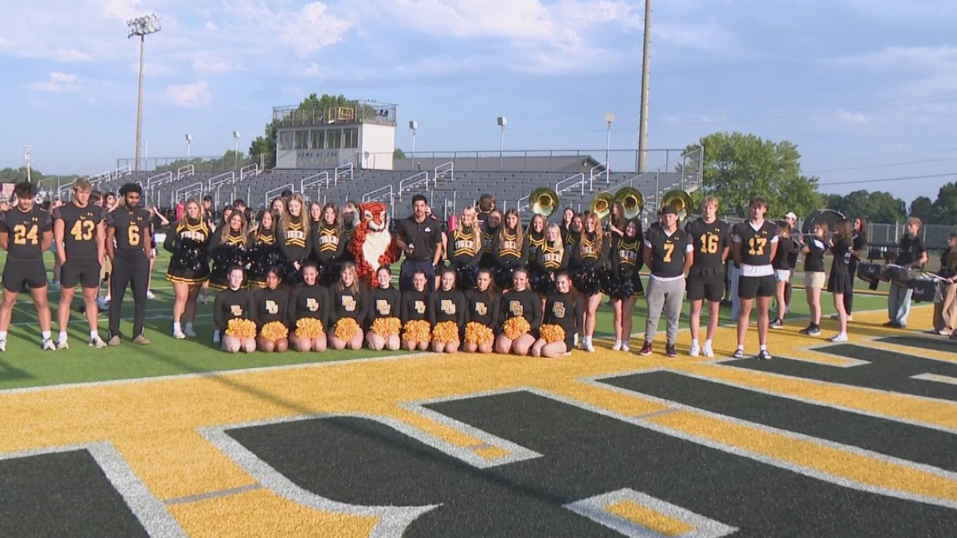 Prairie Grove, Farmington gear up for Battle of Highway 62 ...