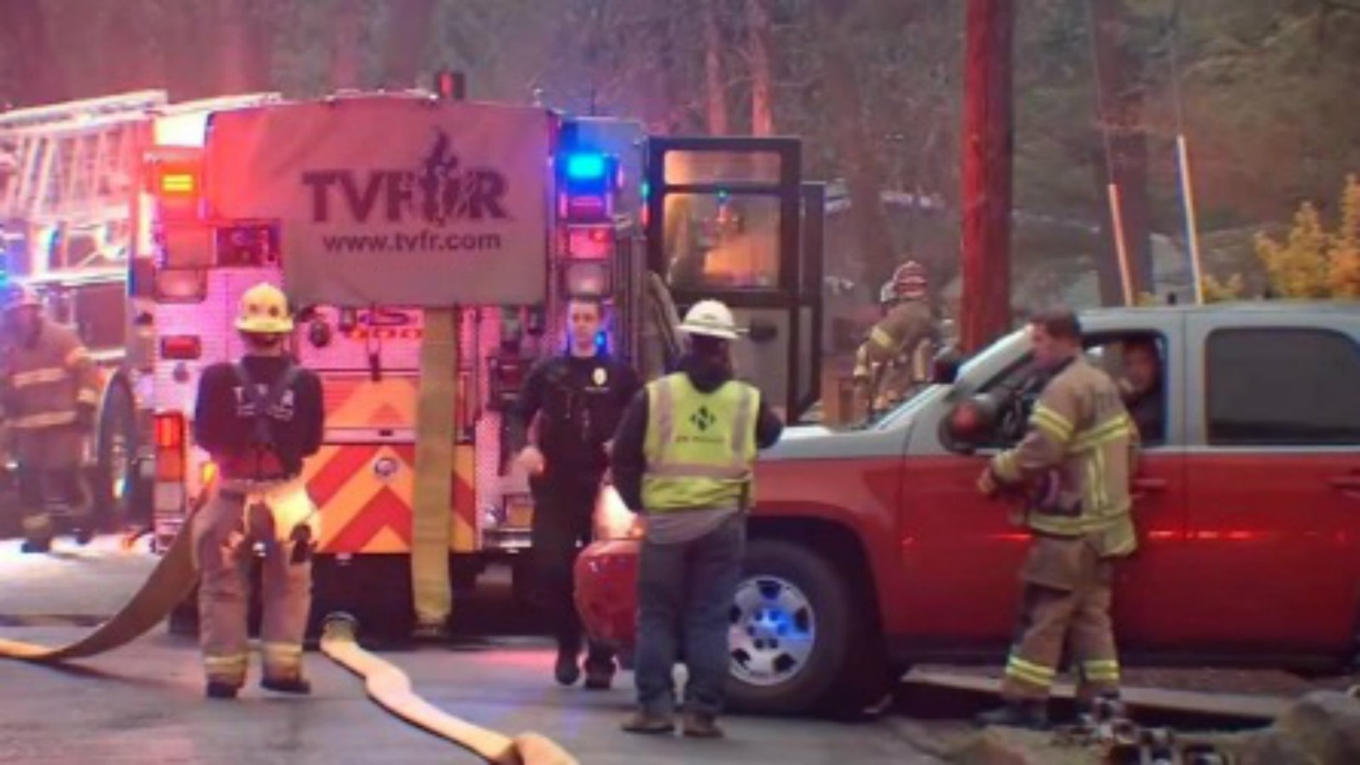 Oregon Man Runs Into Burning Building, Rescues Neighbor | 5newsonline.com