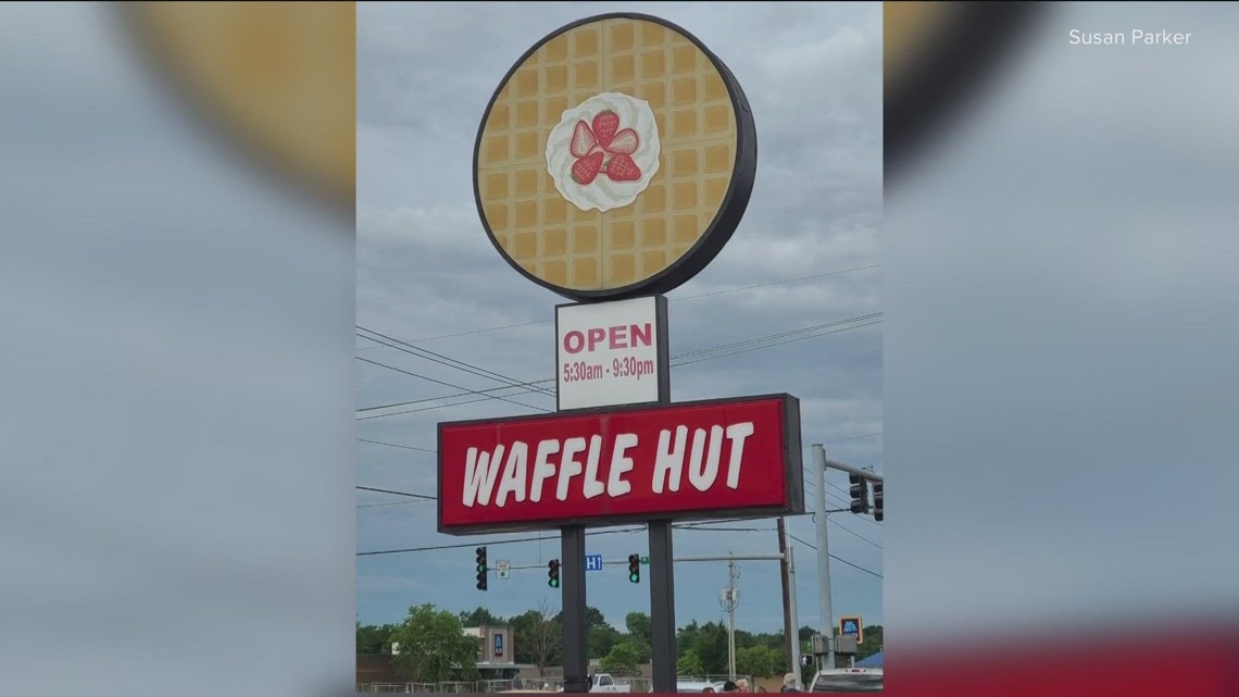 Former employees remember Waffle Hut in Rogers | 5newsonline.com