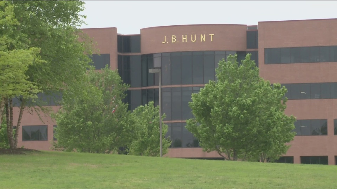 J.B. Hunt surpasses Q1 profit expectations | 5newsonline.com