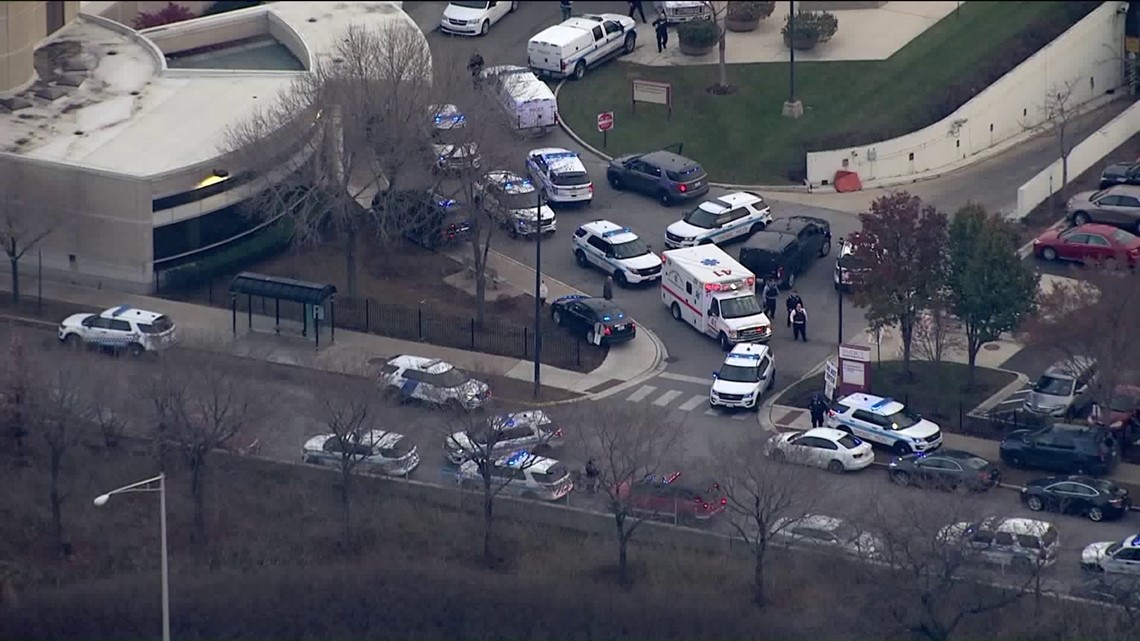 Chicago Hospital Shooting Claims 3 Lives; Gunman Also Dead ...