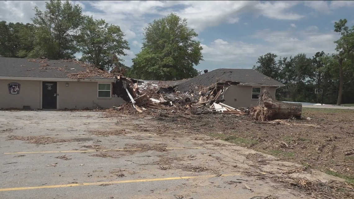 Little Flock City Hall rebuilding after tornado destruction ...