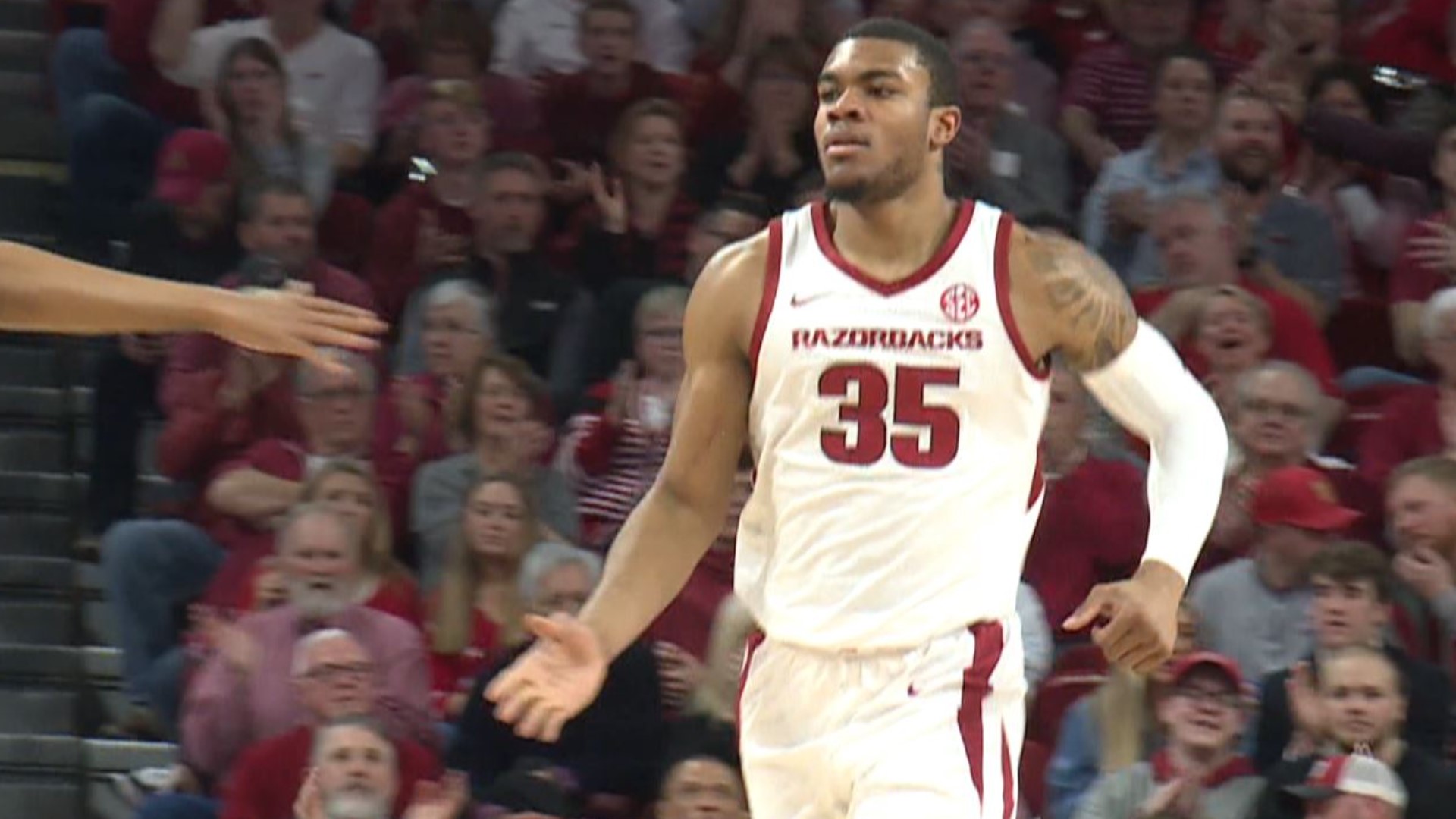 Former Arkansas basketball player Reggie Chaney dies | 5newsonline.com