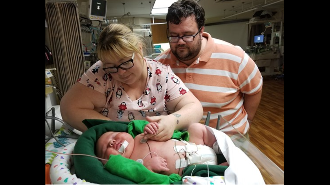 14-Pound, 13-Ounce Baby Breaks Weight Record At Texas Hospital ...