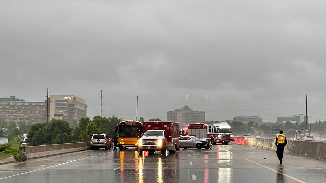 School bus involved in crash on I-49 in Rogers | 5newsonline.com