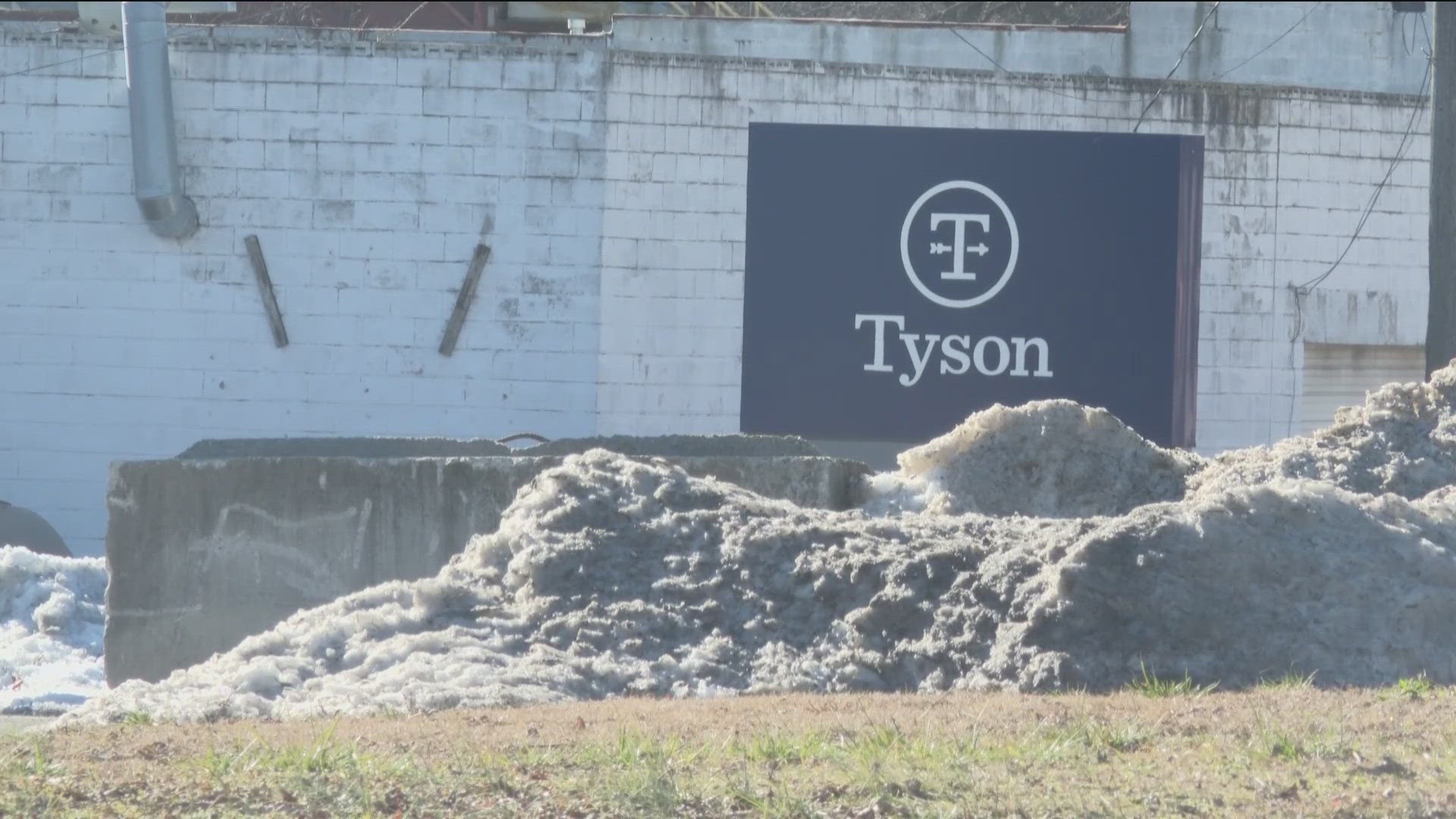 Tyson plant fire sends 26 to the hospital, officials say | 5newsonline.com