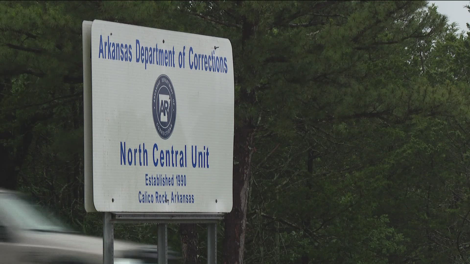 It's been over a week since 'Devil in the Ozarks' inmate escaped from ...