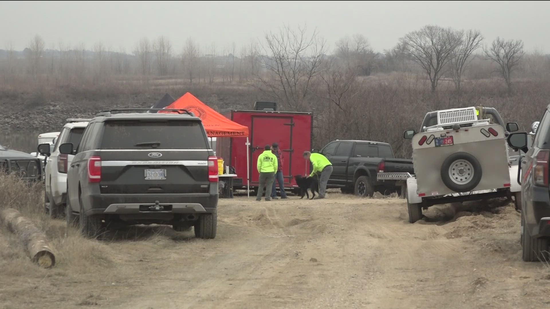 Search underway for missing person after car crashes into Arkansas River | 5newsonline.com