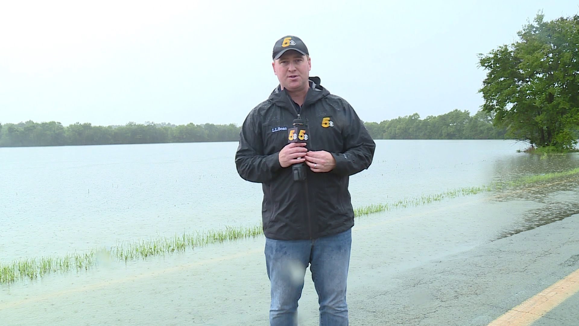 Meteorologists Garrett Lewis & Sabrina Bates Survey Flood Waters ...