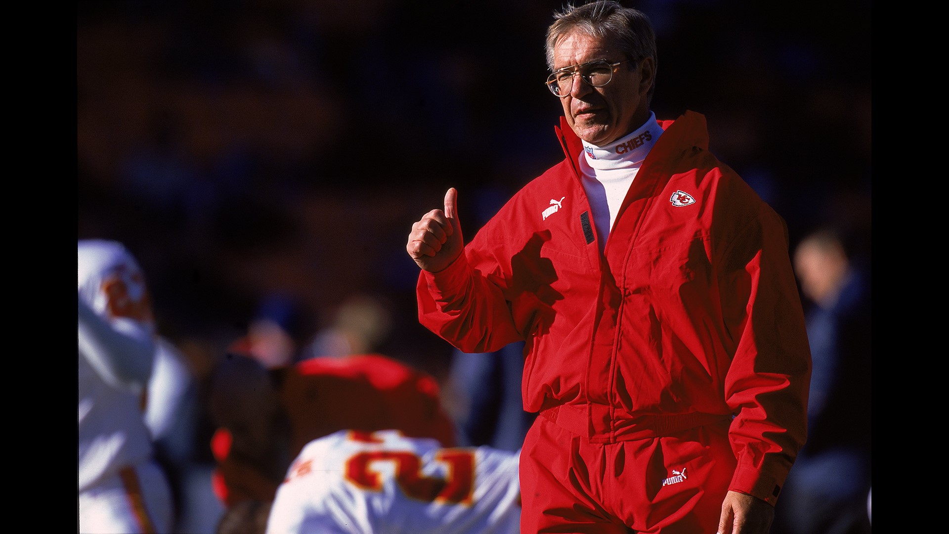 Former Kansas City Coach, Arkansas Defensive Line Coach Gunther ...