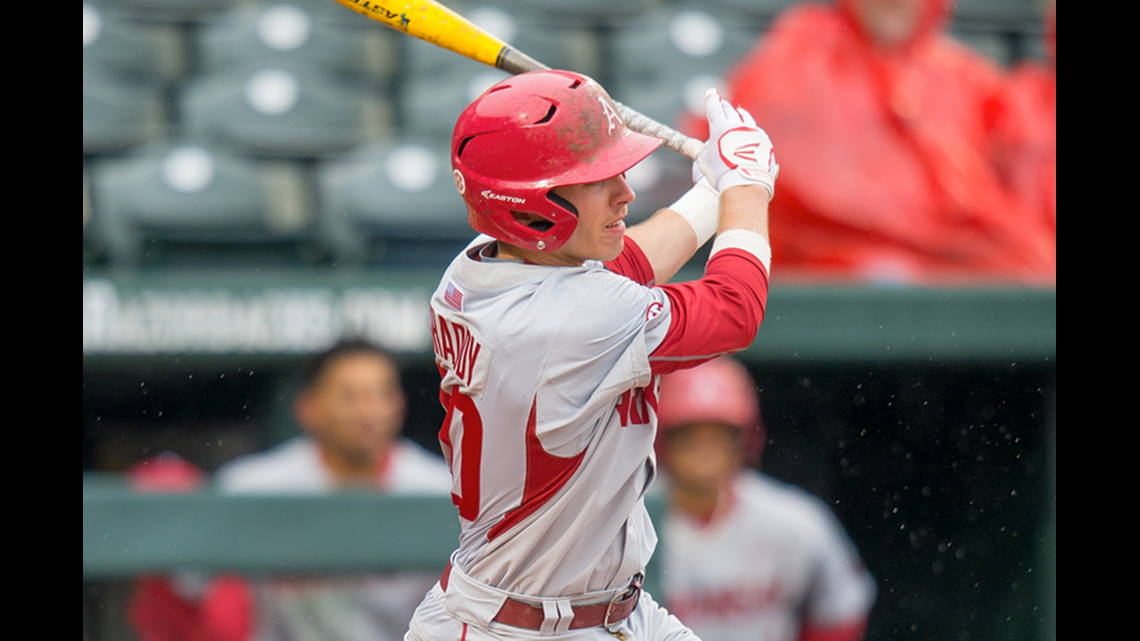 Shaddy’s Late Hit Propels Arkansas Over Alabama | 5newsonline.com