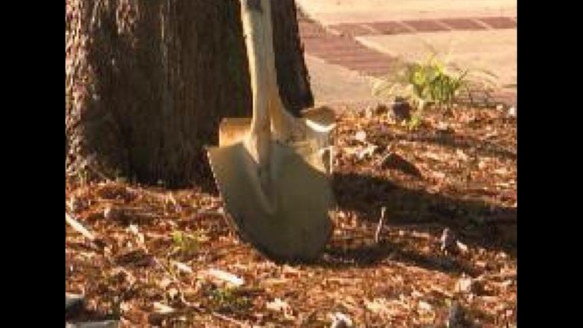 Groundbreaking held for Bass Reeves statue | 5newsonline.com