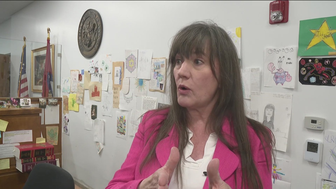 Northwest Arkansas judge announces retirement, Gov. Sanders names ...