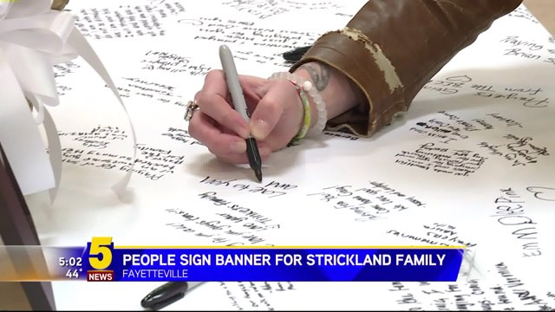 Hundreds Sign Banner For Craig Strickland’s Family As Search Continues ...