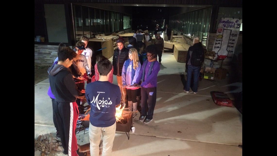 Students Sleep Outside To Raise Awareness For The Homeless ...