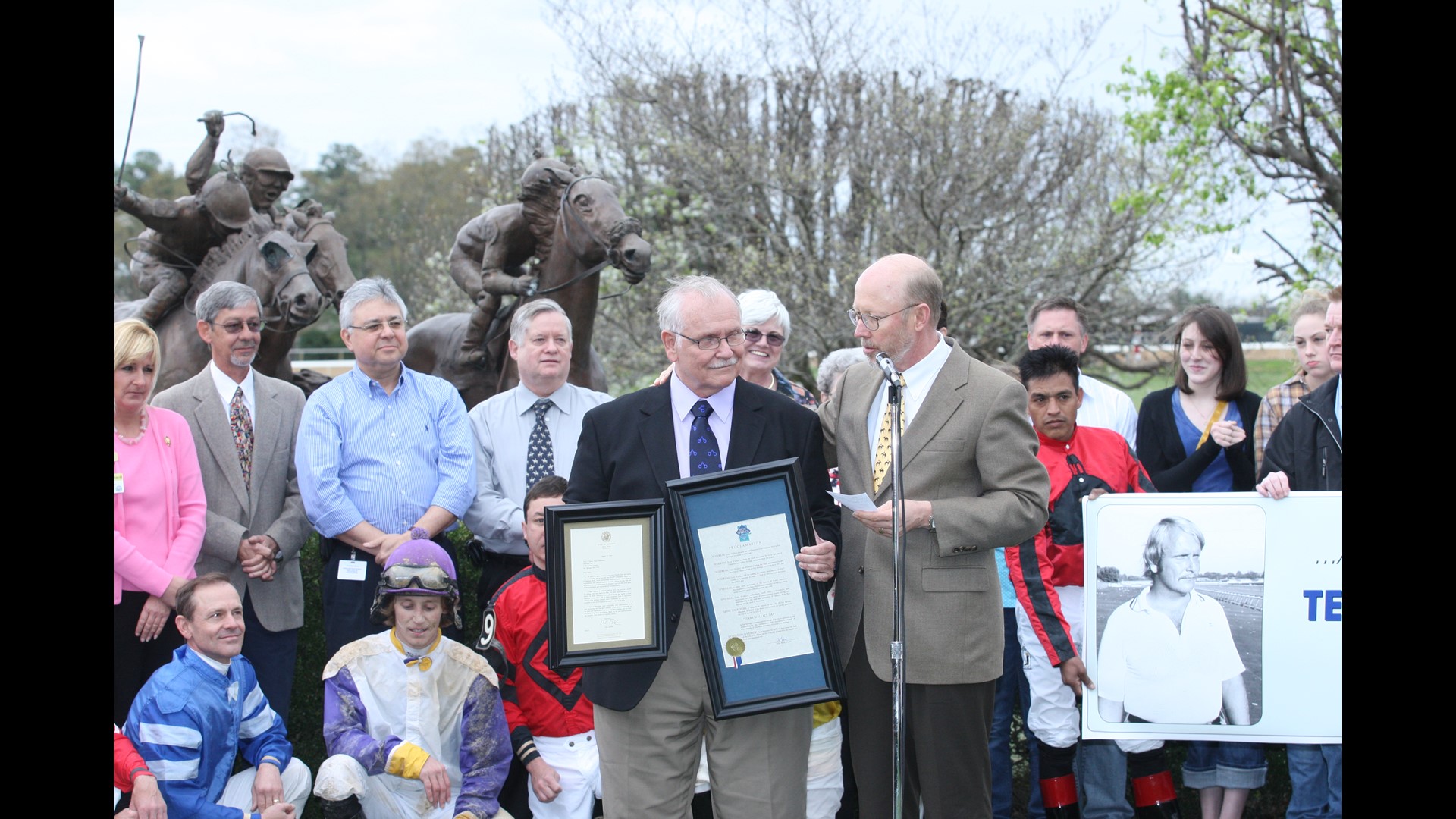 Terry Wallace, Longtime Voice Of Oaklawn Racing, Has Died | 5newsonline.com