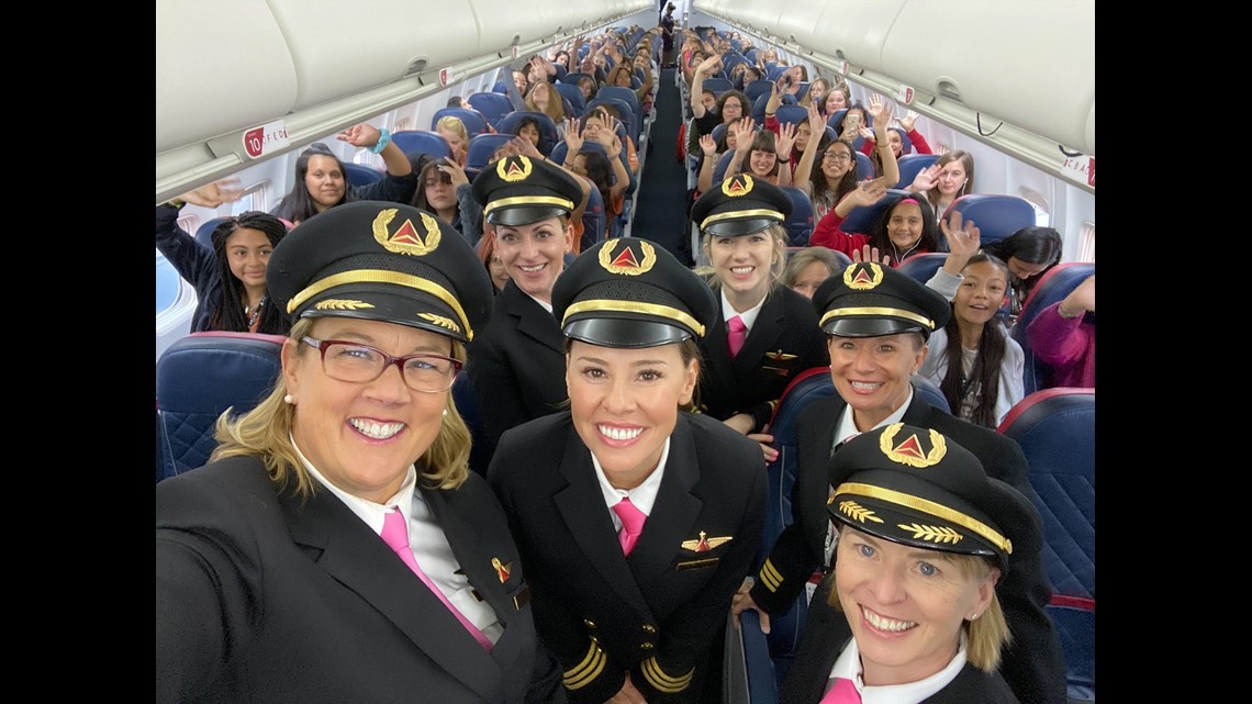 An All-Female Delta Team Flew 120 Girls To NASA To Get Them Excited ...