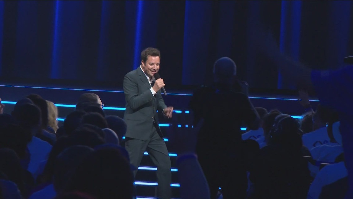 Walmart Celebrates Associate Week 2025 with surprise celebrity guests ...