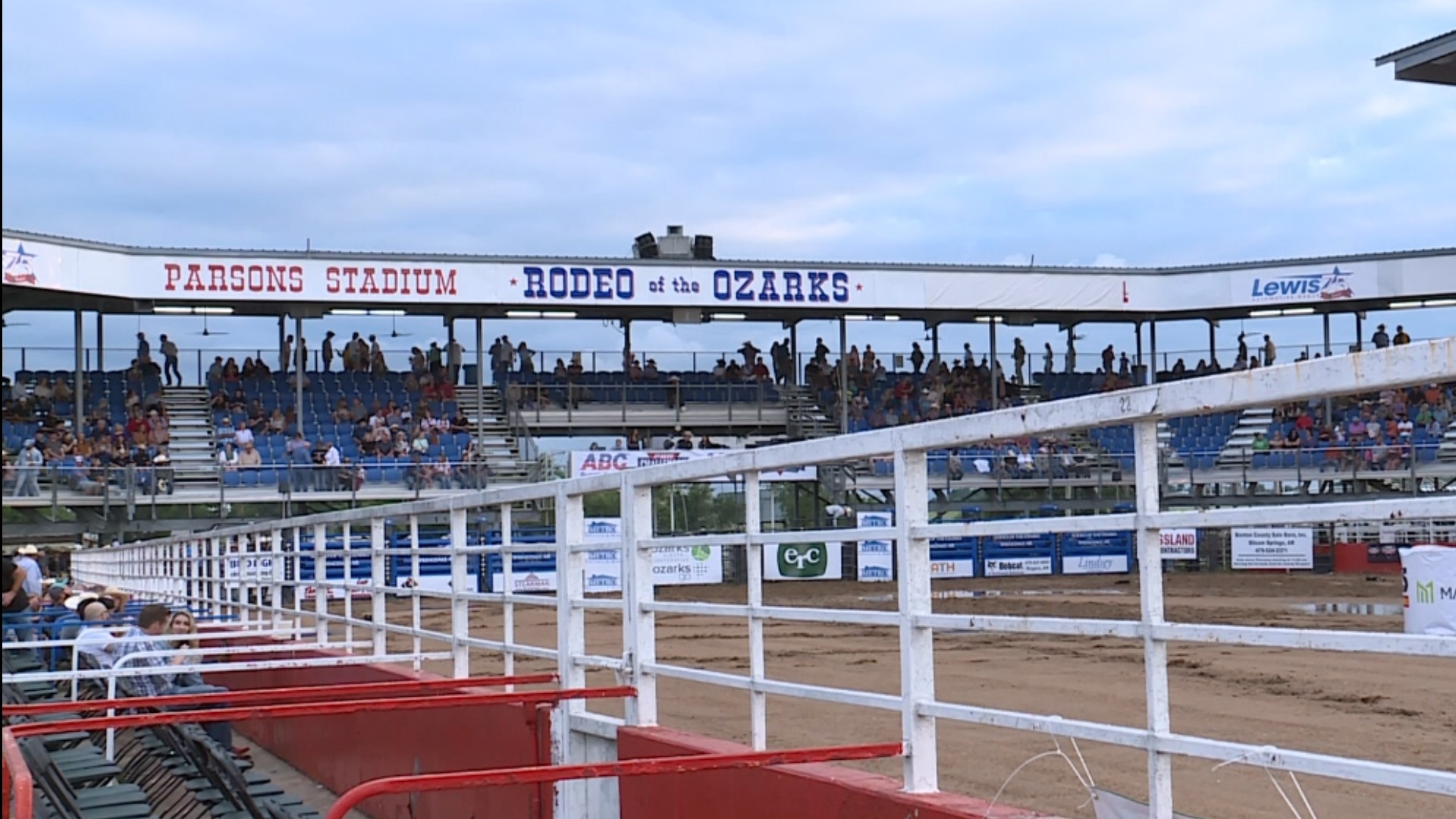 Buckin' in the Ozarks bull riding event held in Springdale ...