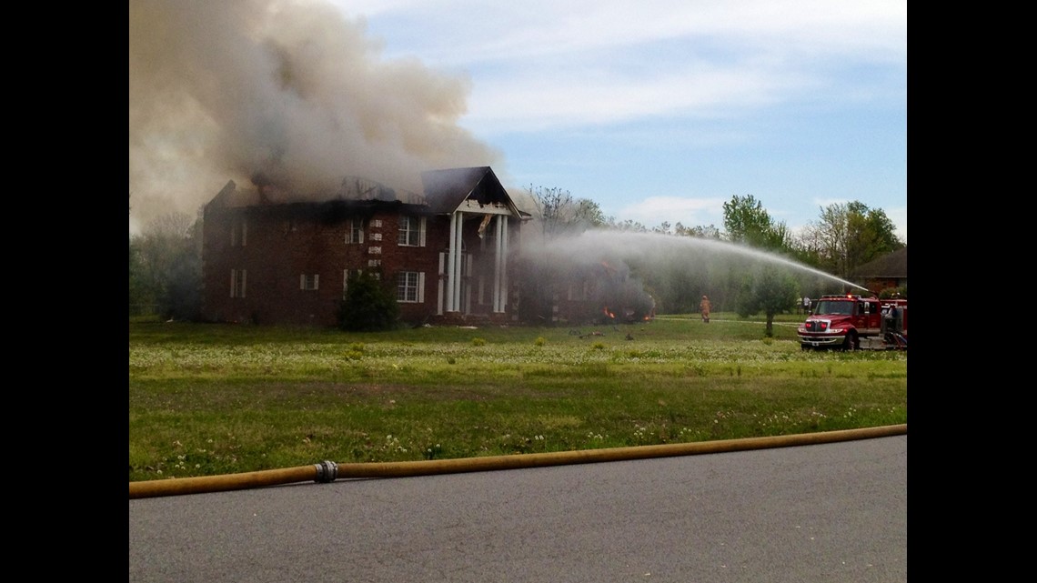 Fire Damages House in Gentry | 5newsonline.com