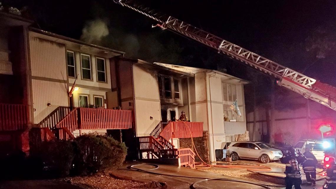 Crews respond to residential fire in Bella Vista. | 5newsonline.com