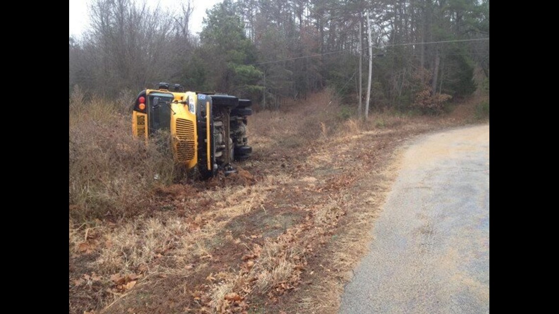 Dover School Bus Flips Over With 7 Kids Inside | 5newsonline.com