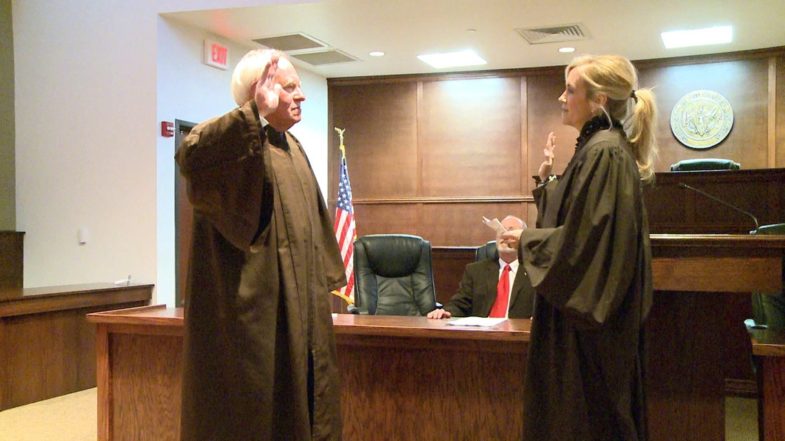 Washington County Circuit Judge Swears In Her Father As Fayetteville ...