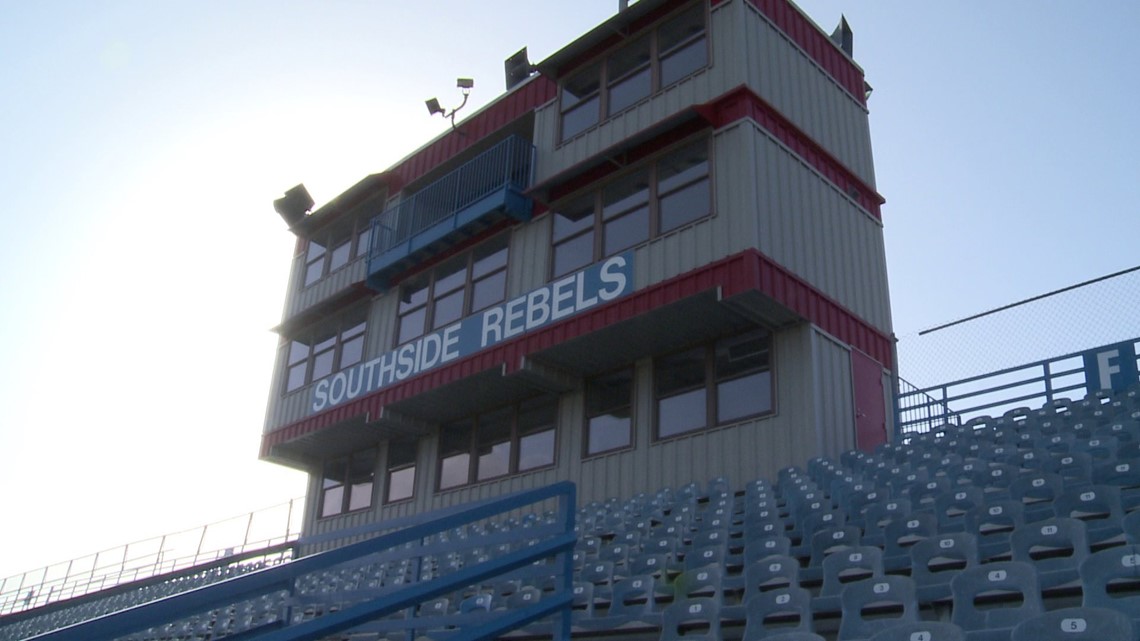 Committee Votes “Mavericks” As New Southside High School Mascot ...