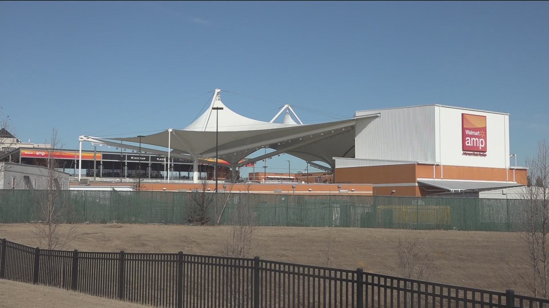 Def Leppard in Rogers | Ticket info, showtimes | 5newsonline.com