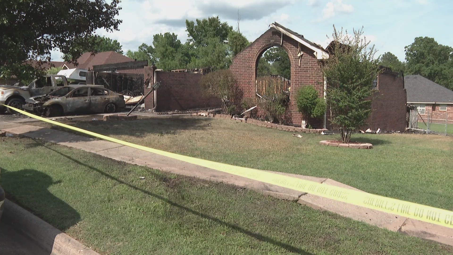 Woman dead, deputy injured after house fire in Dyer | 5newsonline.com